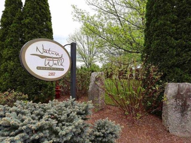 condo with 2 bedroom, Lebanon NH DS103887397