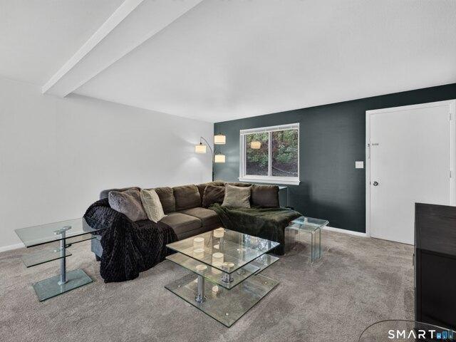 condo with 2 bedroom, Ledyard CT ES105113182