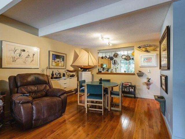 condo with 2 bedroom, Lincolnville ME ES105193236