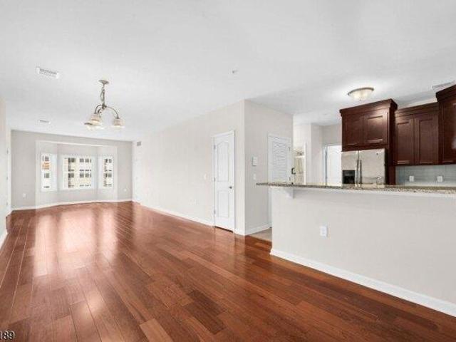 condo with 2 bedroom, Linden NJ ES104906396