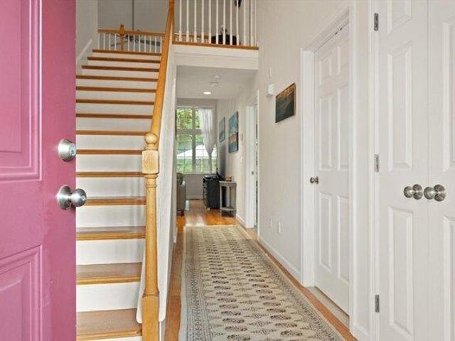 condo with 2 bedroom, Littleton MA ES105142840