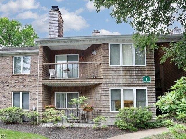condo with 2 bedroom, Little Falls NJ ES105141291