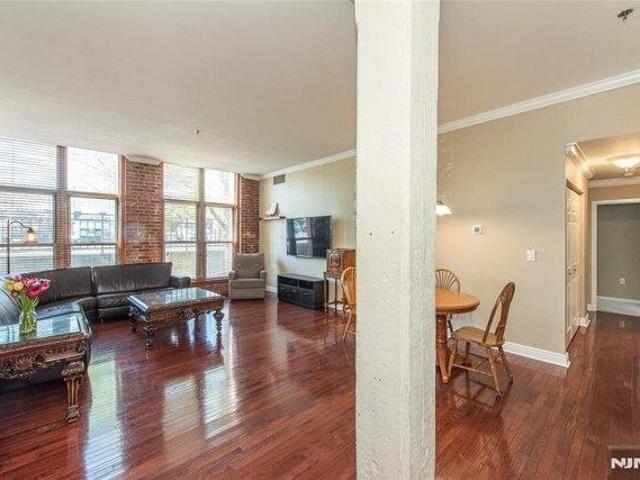 condo with 2 bedroom, Little Falls NJ ES105191855