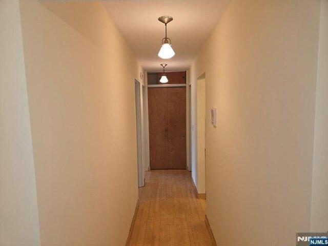 condo with 2 bedroom, Little Ferry NJ ES104921390