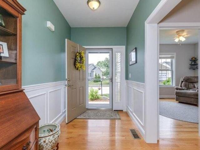 condo with 2 bedroom, Londonderry NH DS103888282