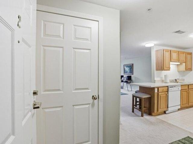 condo with 2 bedroom, Londonderry NH DS103888872
