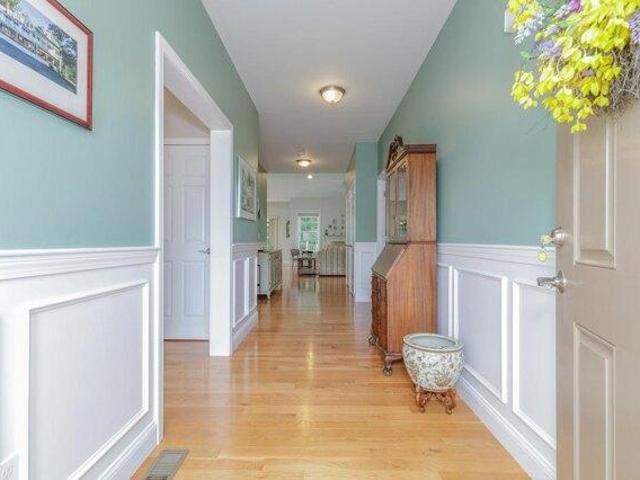 condo with 2 bedroom, Londonderry NH ES103888282