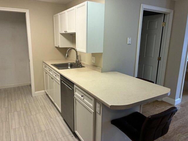 condo with 2 bedroom, Londonderry NH ES104329547
