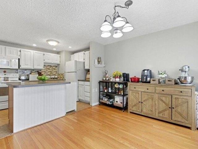 condo with 2 bedroom, Lowell MA DLS102724251