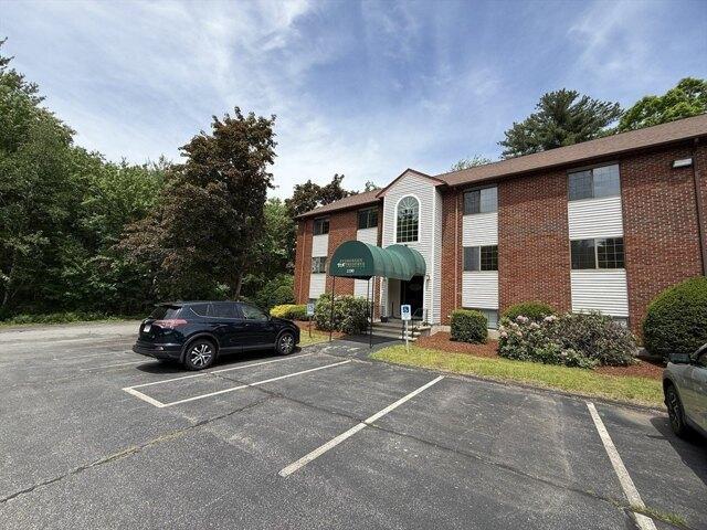 condo with 2 bedroom, Lowell MA DLS102922392