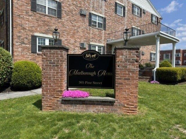 condo with 2 bedroom, Lowell MA DLS102962037