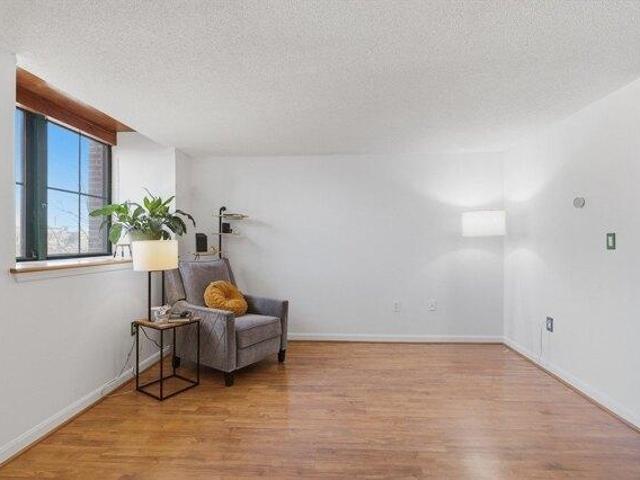 condo with 2 bedroom, Lowell MA DS101898184
