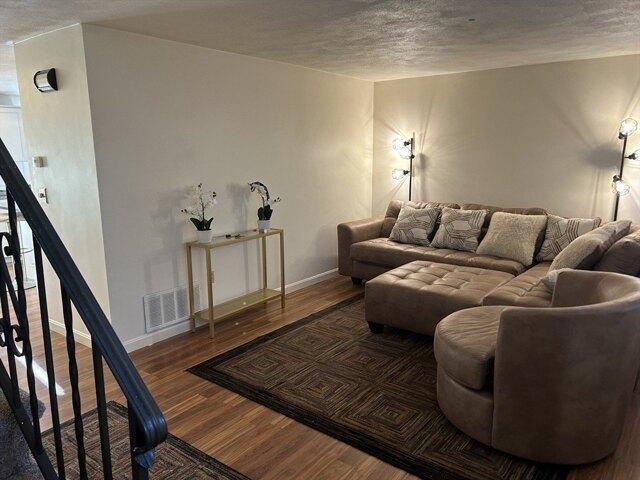 condo with 2 bedroom, Lowell MA DS102827973