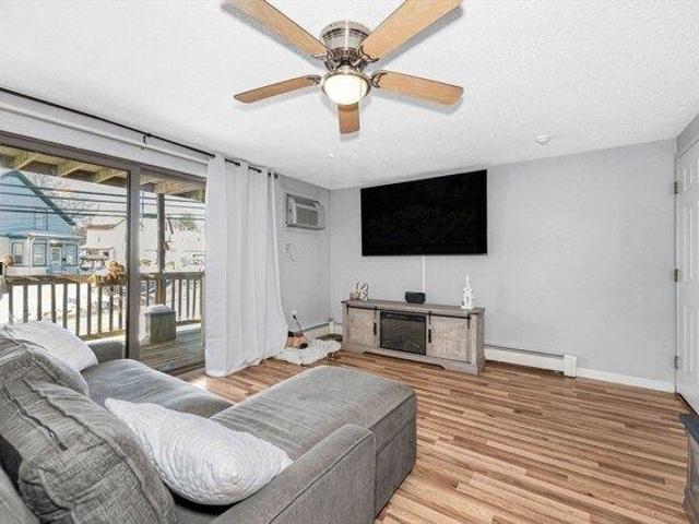 condo with 2 bedroom, Lowell MA DS102317554