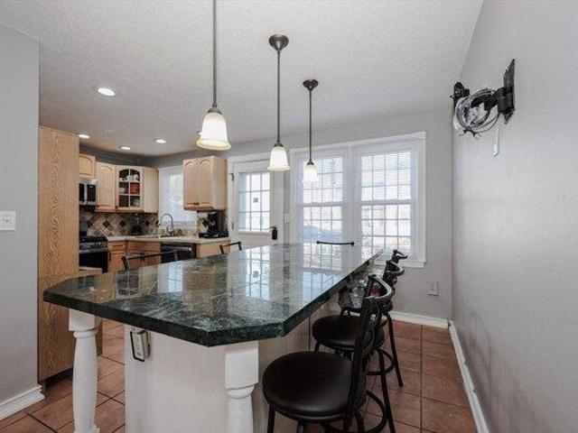 condo with 2 bedroom, Lowell MA ES102922674