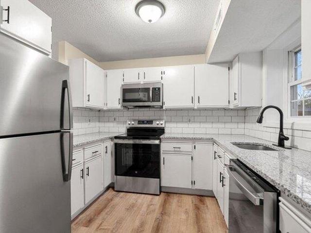 condo with 2 bedroom, Lowell MA ES103444376