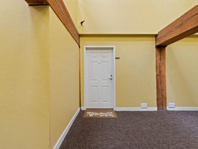 condo with 2 bedroom, Lowell MA ES103495015