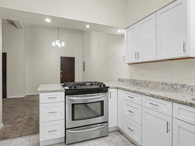 condo with 2 bedroom, Lowell MA ES103932986
