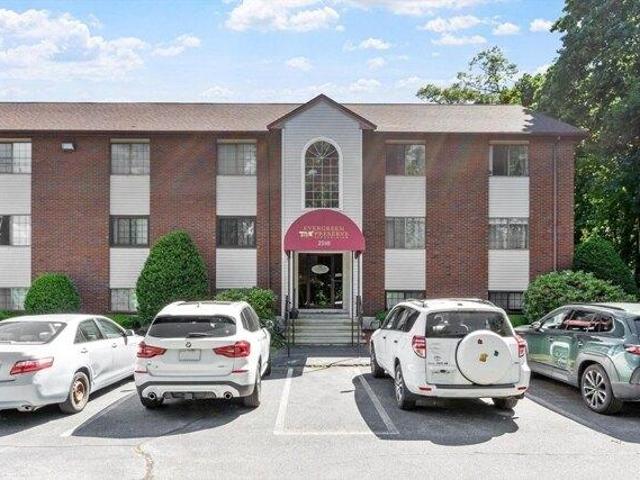 condo with 2 bedroom, Lowell MA ES103970266