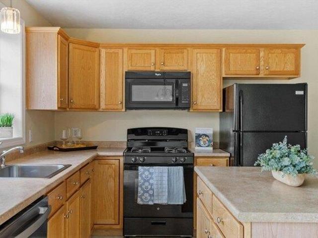 condo with 2 bedroom, Lowell MA ES103098270