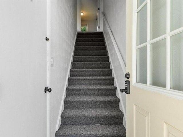 condo with 2 bedroom, Lowell MA ES103221976