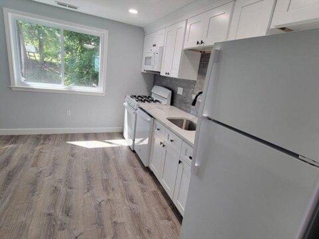 condo with 2 bedroom, Lowell MA ES104540831