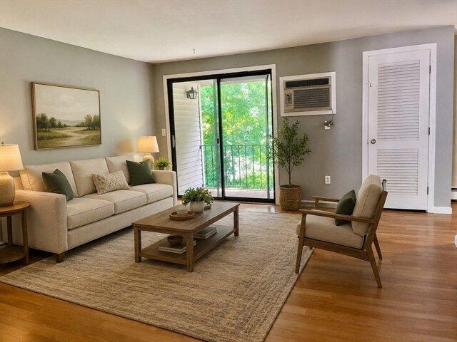 condo with 2 bedroom, Lowell MA ES104869740