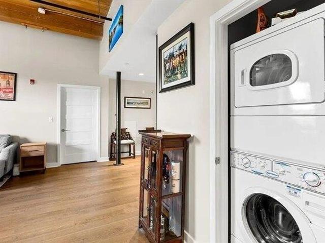 condo with 2 bedroom, Lowell MA ES104153279