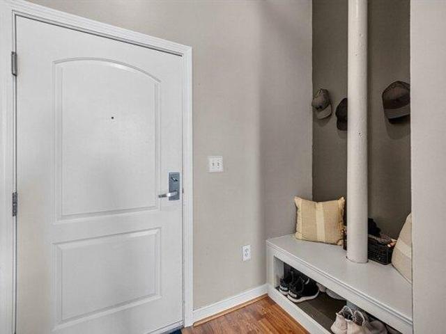 condo with 2 bedroom, Lowell MA ES104236627