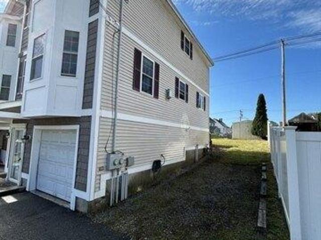 condo with 2 bedroom, Lowell MA ES105093040