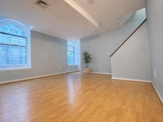 condo with 2 bedroom, Lowell MA ES105095966