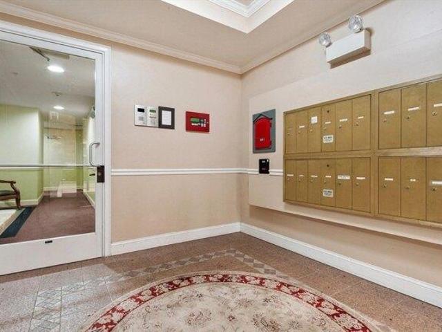 condo with 2 bedroom, Lowell MA ES105124589