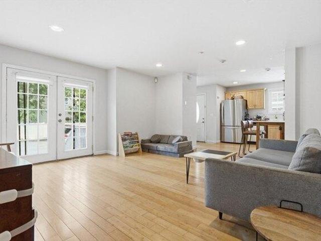 condo with 2 bedroom, Lowell MA ES105124330