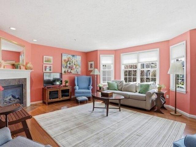 condo with 2 bedroom, Lowell MA ES105172689