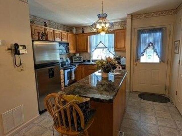 condo with 2 bedroom, Ludlow MA ES104407587