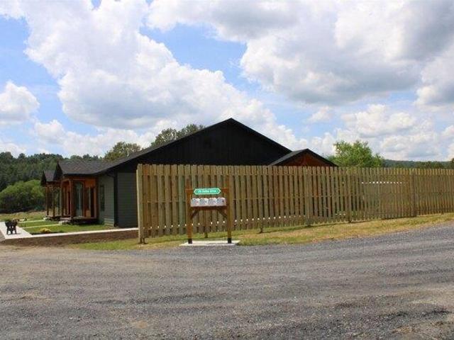 condo with 2 bedroom, Lyndon VT ES105105444