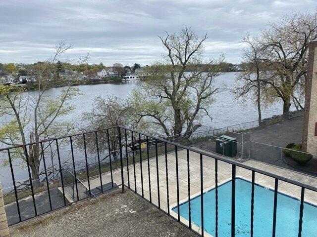 condo with 2 bedroom, Lynn MA DLS103020289