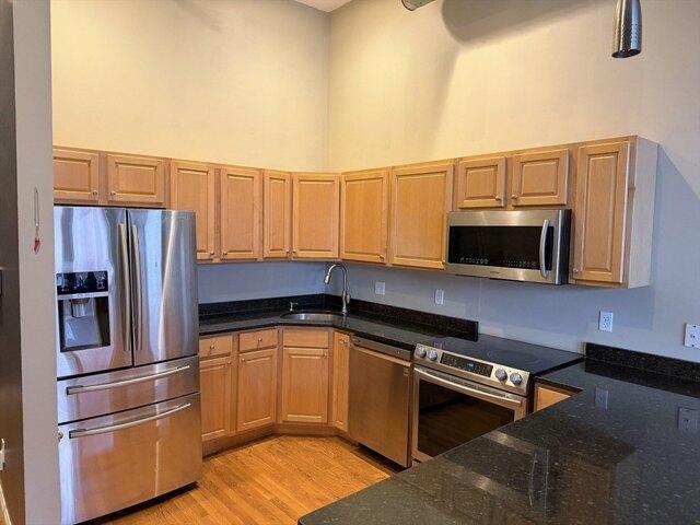 condo with 2 bedroom, Lynn MA DS103852850