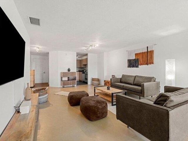 condo with 2 bedroom, Lynn MA ES104114981