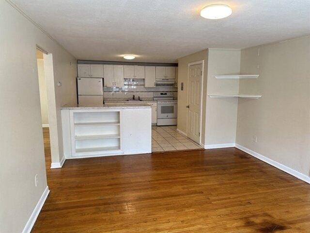 condo with 2 bedroom, Lynn MA ES103807069