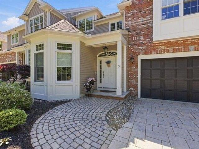condo with 2 bedroom, Lynnfield MA ES104411263