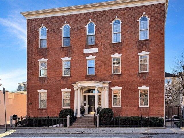 condo with 2 bedroom, m MA DLS101859360