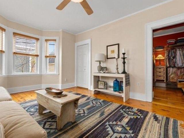 condo with 2 bedroom, m MA DLS102859733