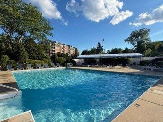 condo with 2 bedroom, m MA DS104115039