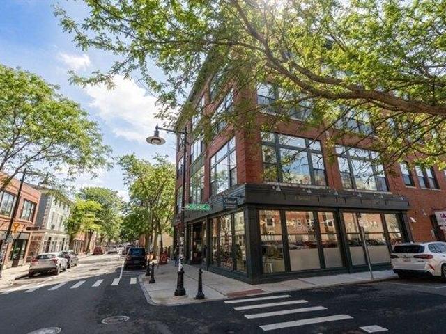 condo with 2 bedroom, m MA DS104352662