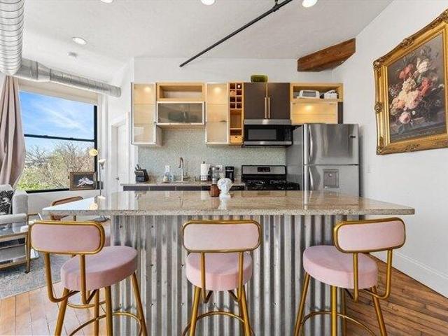 condo with 2 bedroom, m MA DS102859702