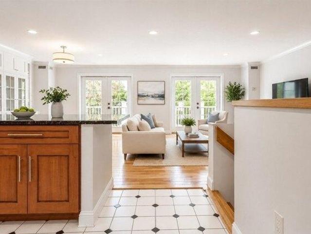 condo with 2 bedroom, m MA DS103248981