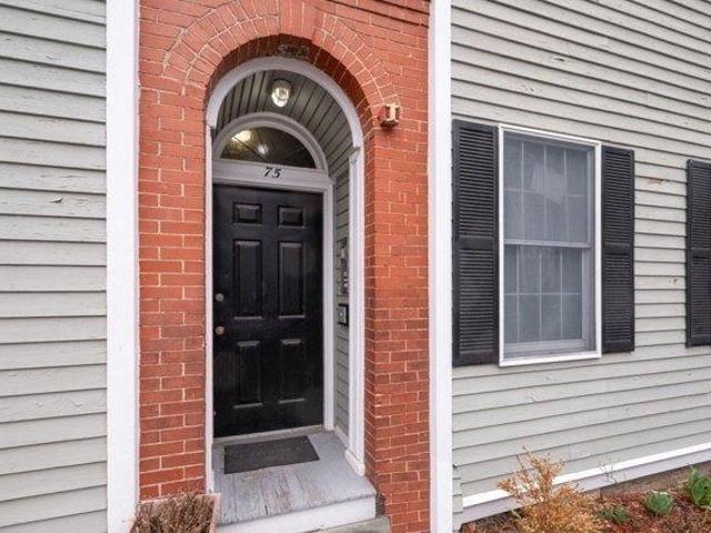 condo with 2 bedroom, m MA ES104152316