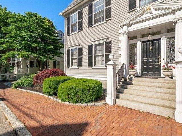 condo with 2 bedroom, m MA ES104332261