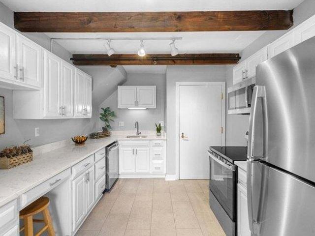 condo with 2 bedroom, m MA ES105232477